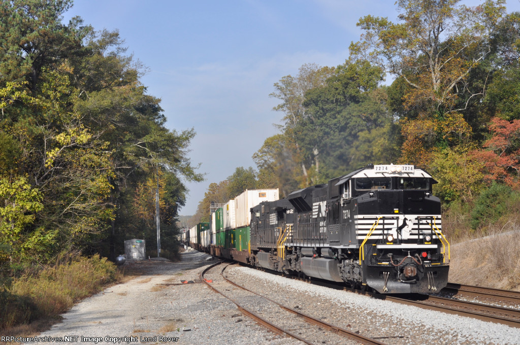 NS 7274 On NS 285 Southbound